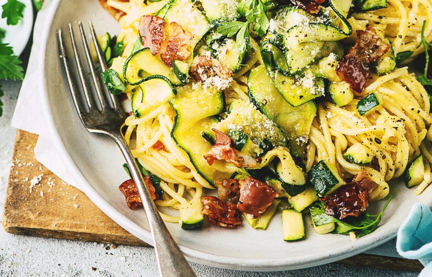 Spaghetti mit Zucchini-Carbonara mit dem Monsieur Cuisine | ZauberMix Club