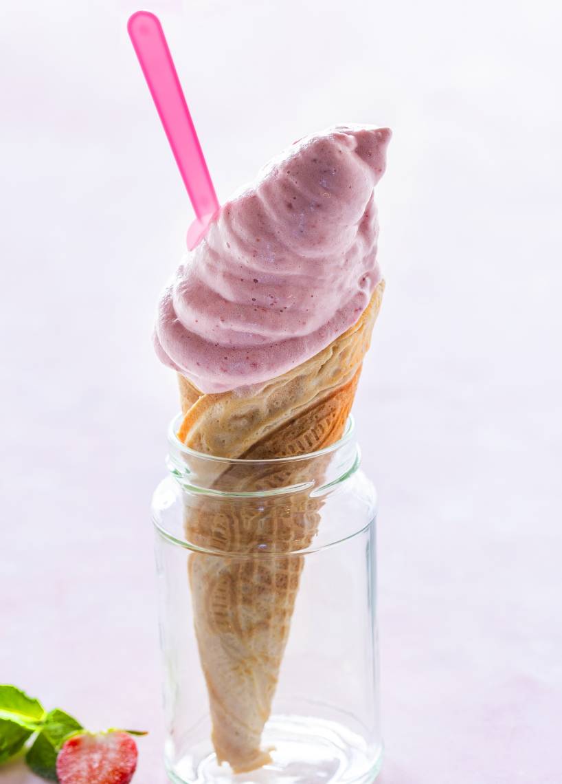 Softeis Erdbeer so cremig im Monsieur Cuisine | ZauberMix